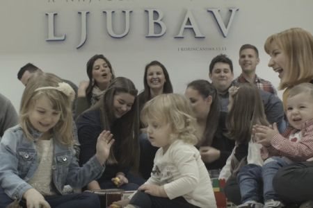 hrvatski-pevaci-otpevali-pesmu-protiv-abortusa-video | Yumama