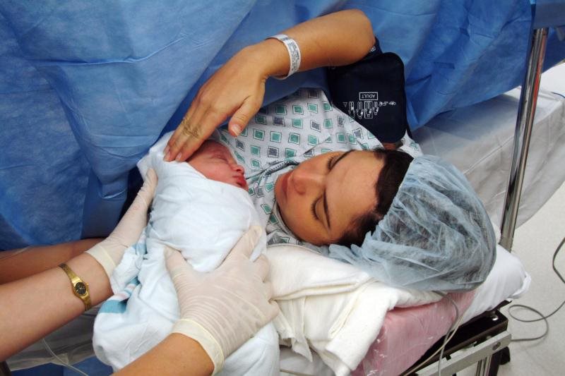 carski-rez-sa-spinalnom-anestezijom-zamislite-da-sedite-sa-druga | Yumama