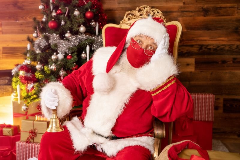 deda-mraz-korona-maska-deca-italijanski-premijer-pismo | Yumama