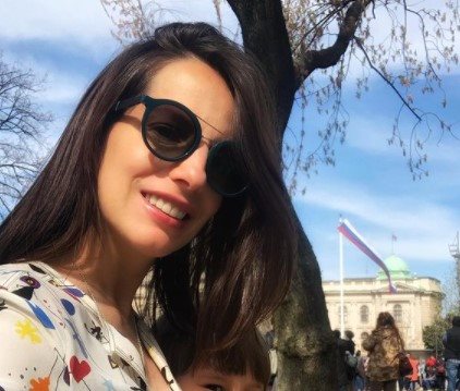 nada macankovic se porodila selfi | Yumama