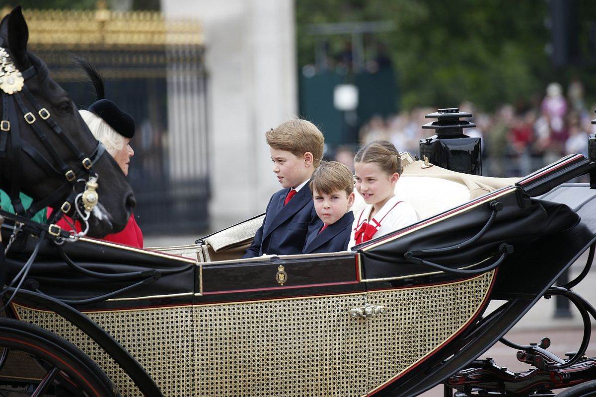 Deca kraljevske porodice i borba kralja Čarlsa sa rakom | Yumama