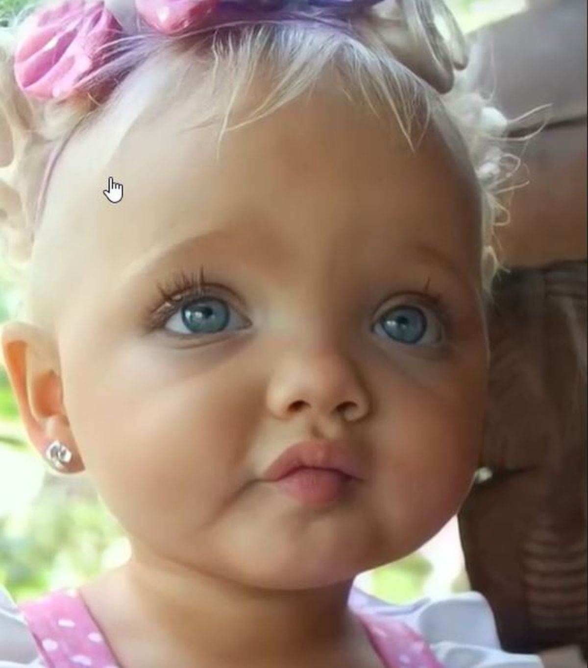 Najlepša beba sveta je rasla radeći kao model | Yumama